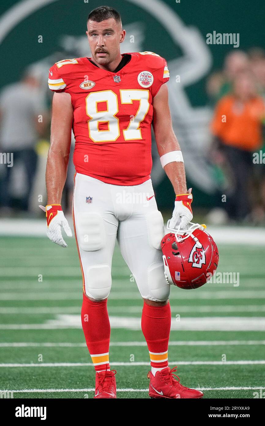 Kansas City Chiefs tight end Travis Kelce (87) stands on the field ...