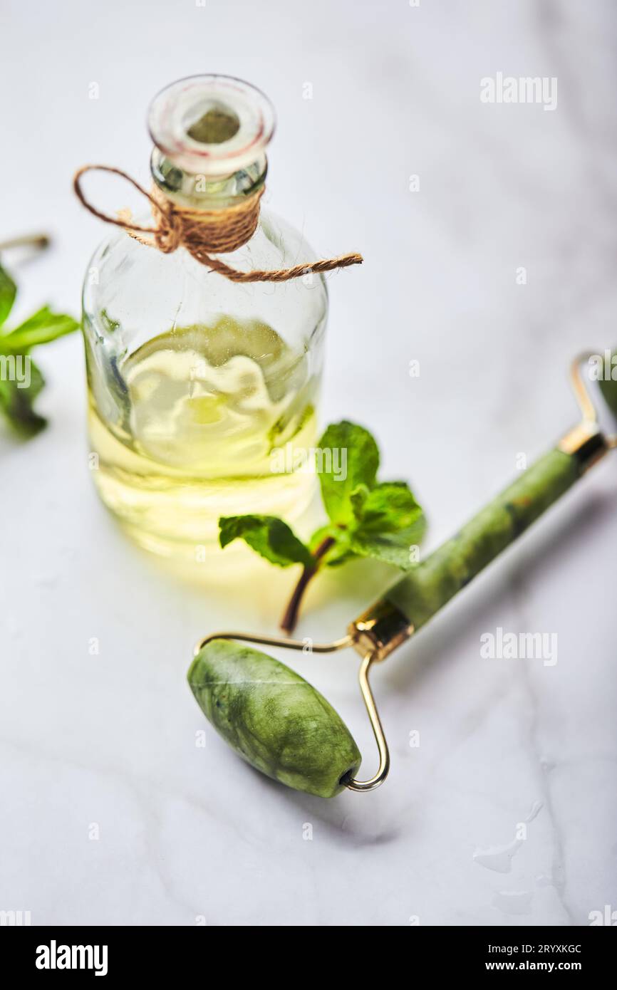 Mint jade green hi-res stock photography and images - Alamy