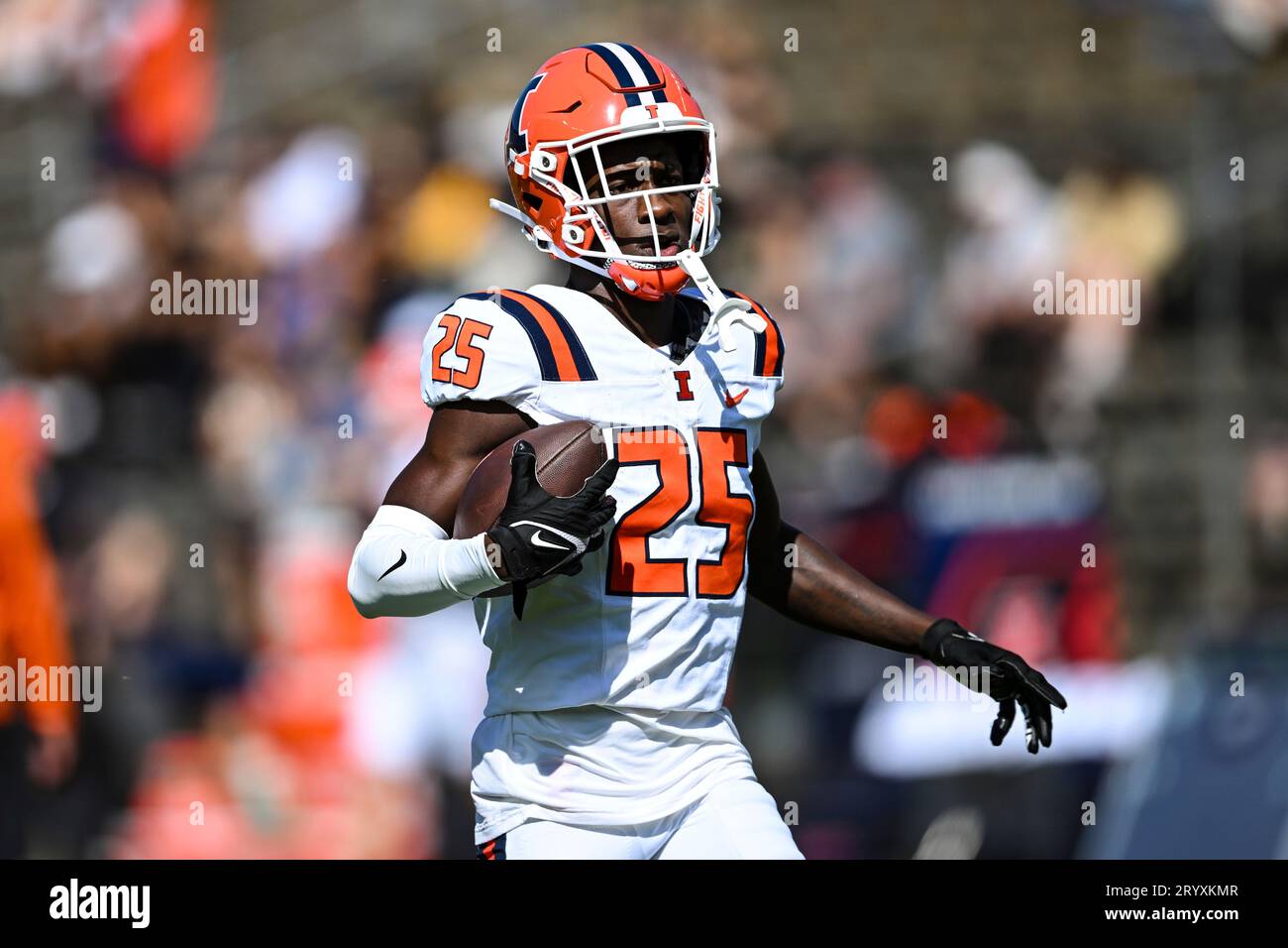WEST LAFAYETTE, IN - SEPTEMBER 30: Illinois DB Jaheim Clarke (25) prior ...