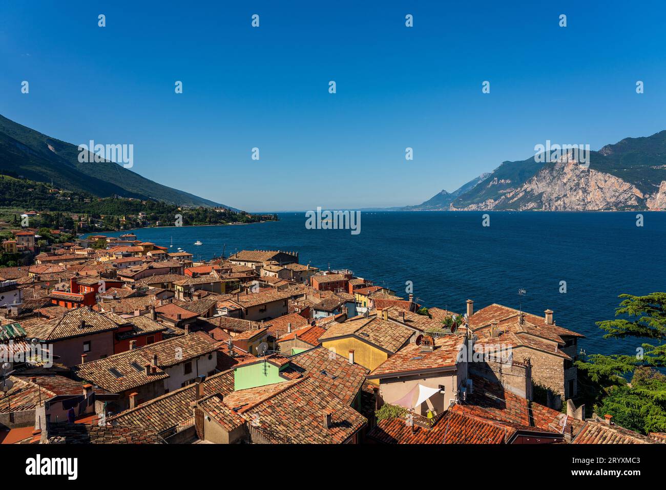 Garda lake drone hi-res stock photography and images - Alamy