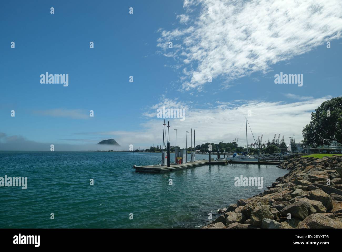 Refuelling sattion hi-res stock photography and images - Alamy