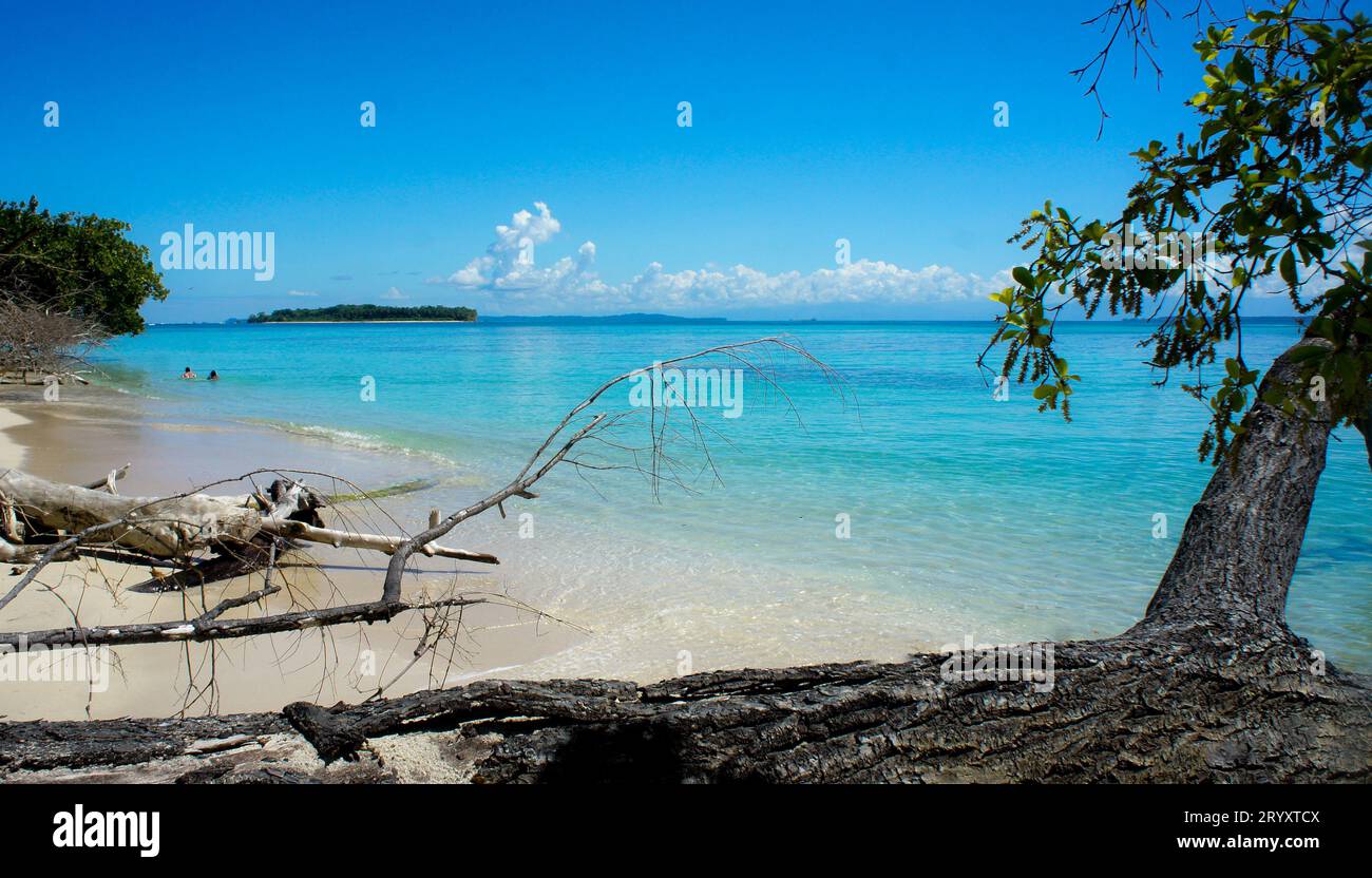 Panama caribbean beach hi-res stock photography and images - Alamy