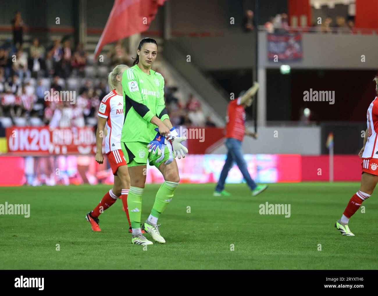 Maria luisa grohs fc bayern munchen hi-res stock photography and images ...