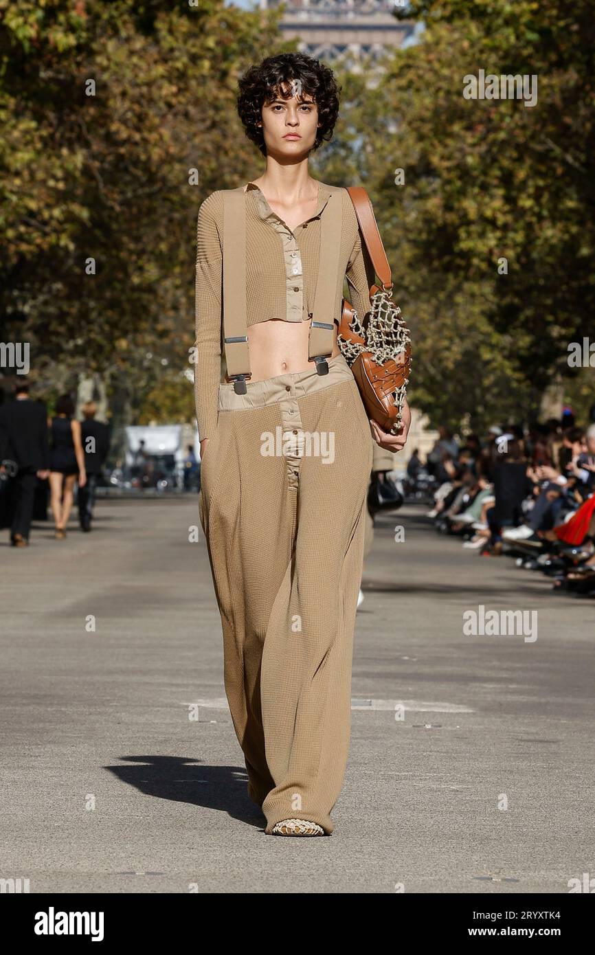 STELLA McCARTNEY Spring/Summer 2024 Runway during Paris Fashion Week ...