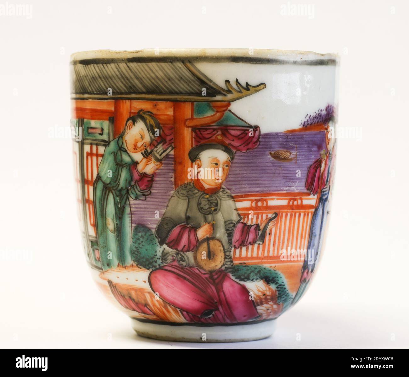 Antique tea cup history hi-res stock photography and images - Alamy