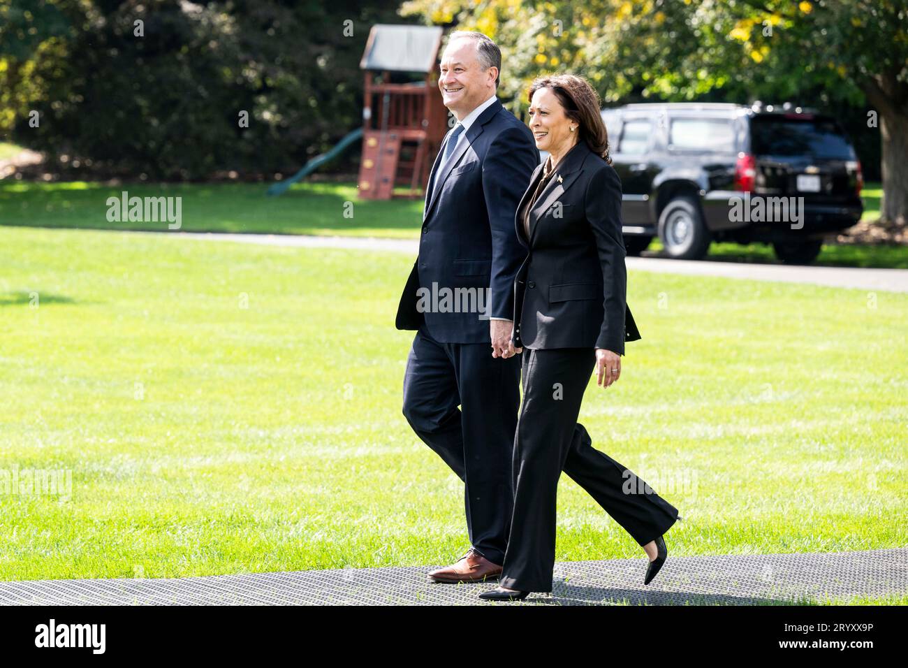 Doug emhoff 2 jpg hi-res stock photography and images - Alamy