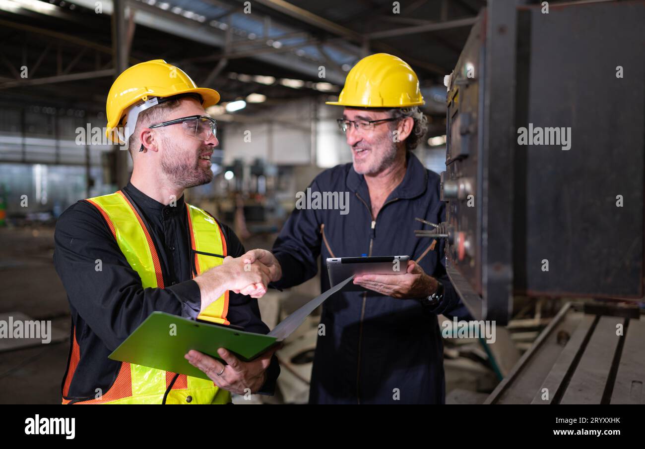 Engineers and technicians Inspect and repair mechanical systems in ...