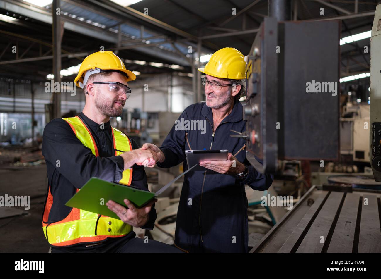 Engineers and technicians Inspect and repair mechanical systems in ...