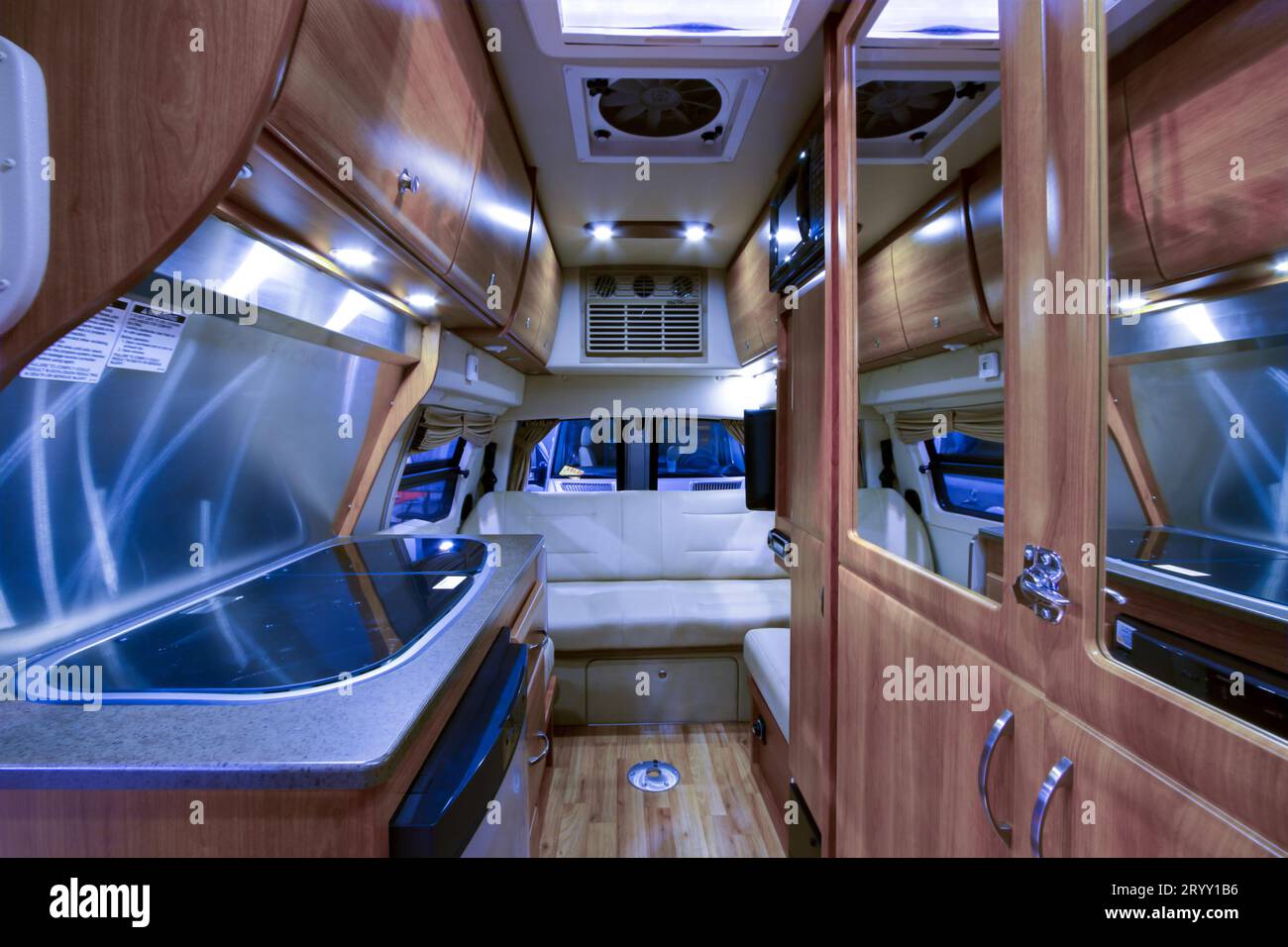 Motor home hi-res stock photography and images - Alamy