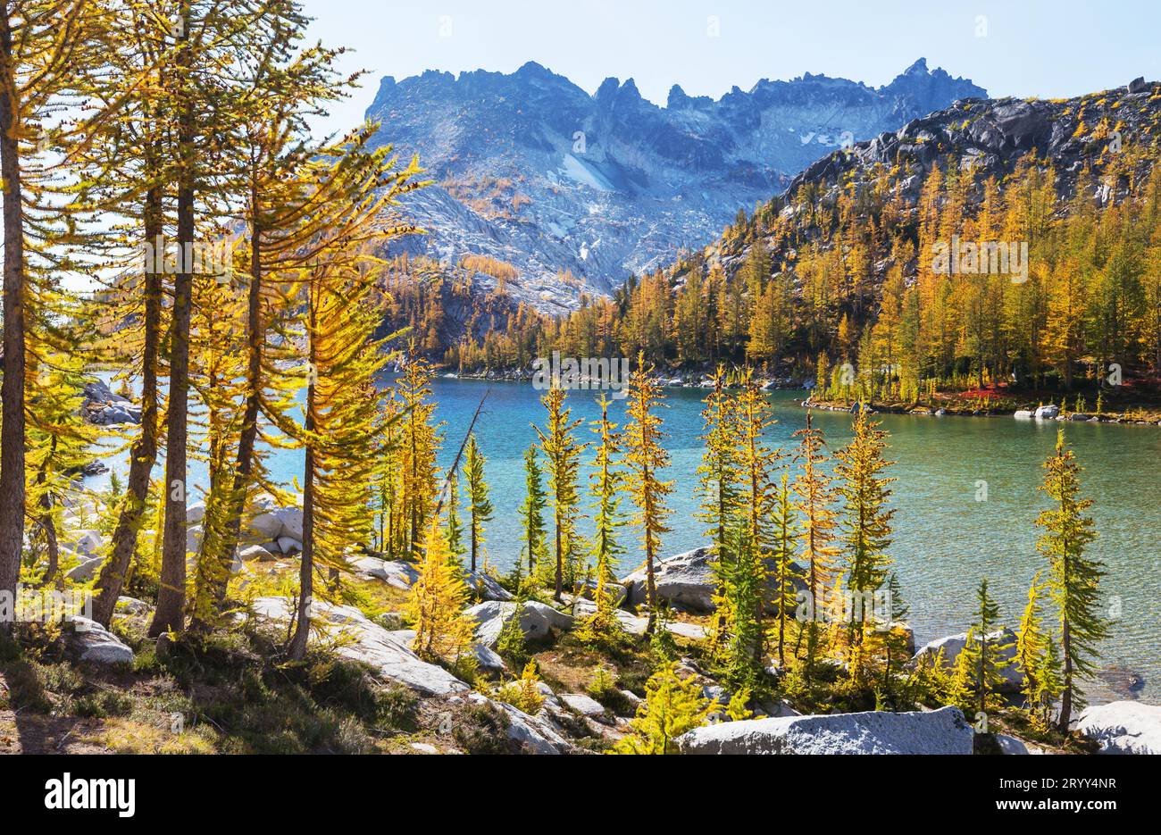 Washington state enchantment lakes hi-res stock photography and images ...