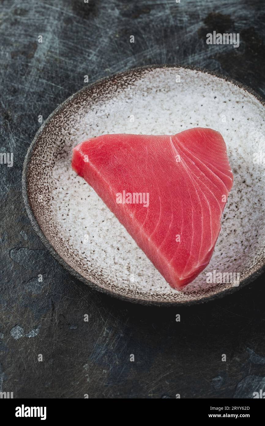 Black and white ahi tuna hi-res stock photography and images - Alamy