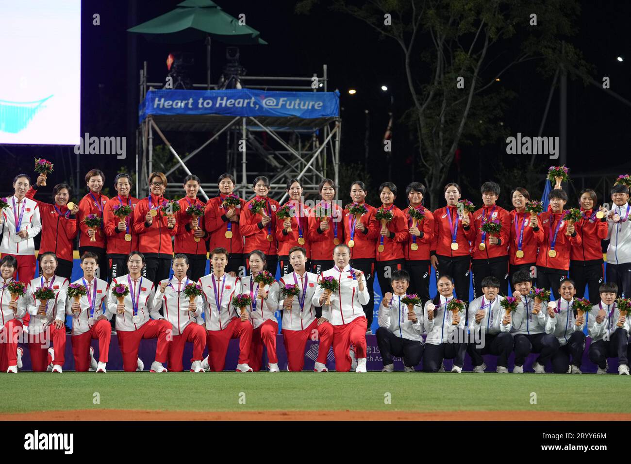 Shaoxing, China. 2nd Oct, 2023. Japan team group (JPN) Softball : Women ...