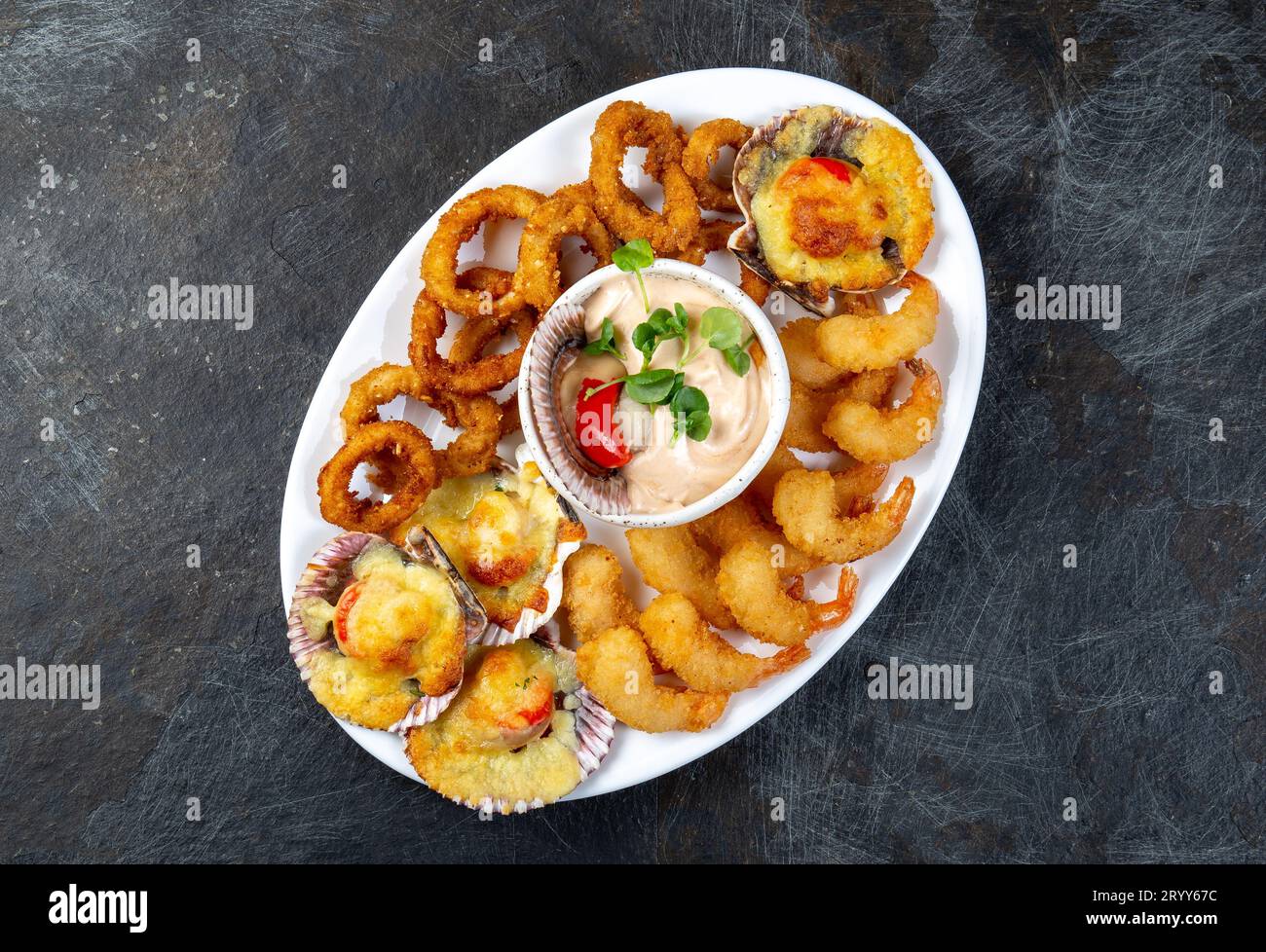 PERUVIAN FOOD. Piqueo caliente. Hot seafood platter fried shrimps ...