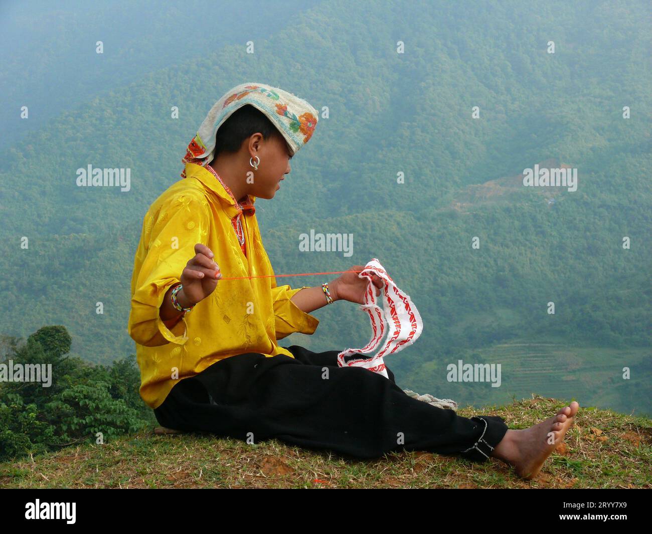 Cao Bang area in the north of Vietnam. San Chi ethnic minority portrait ...