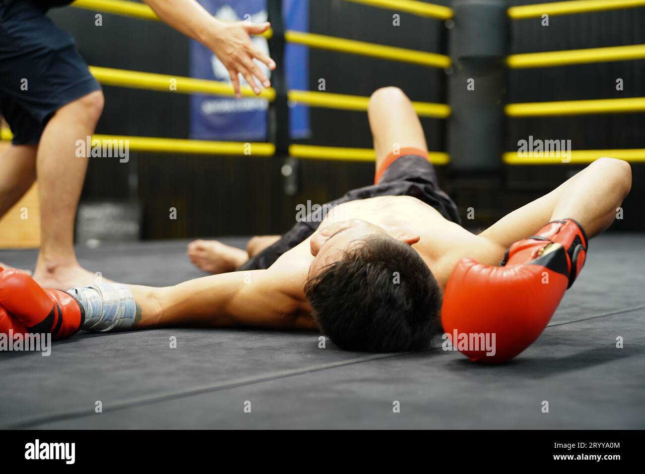 Boxing judges hi-res stock photography and images - Alamy