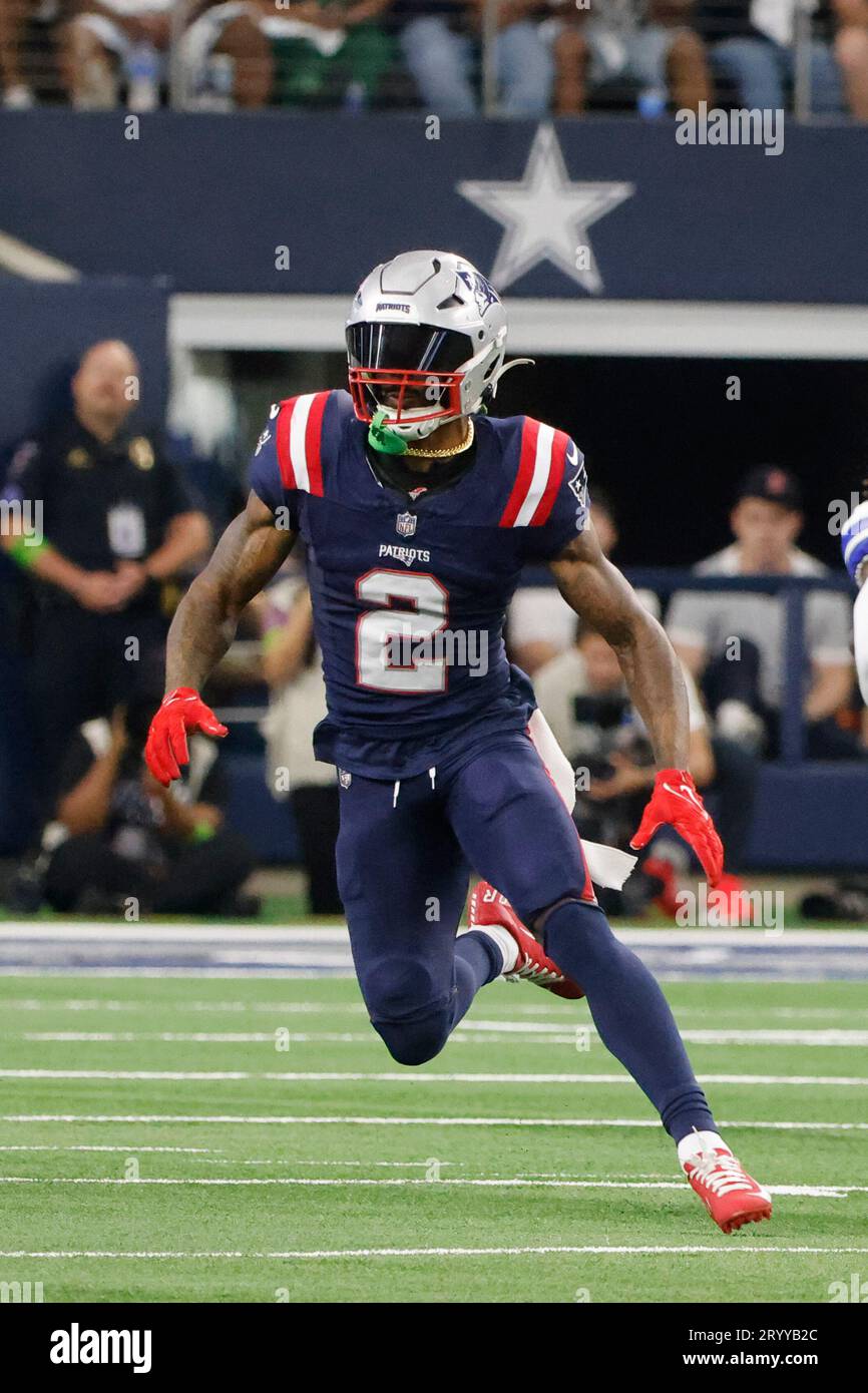 New England Patriots cornerback Jalen Mills (2) defends during an NFL ...