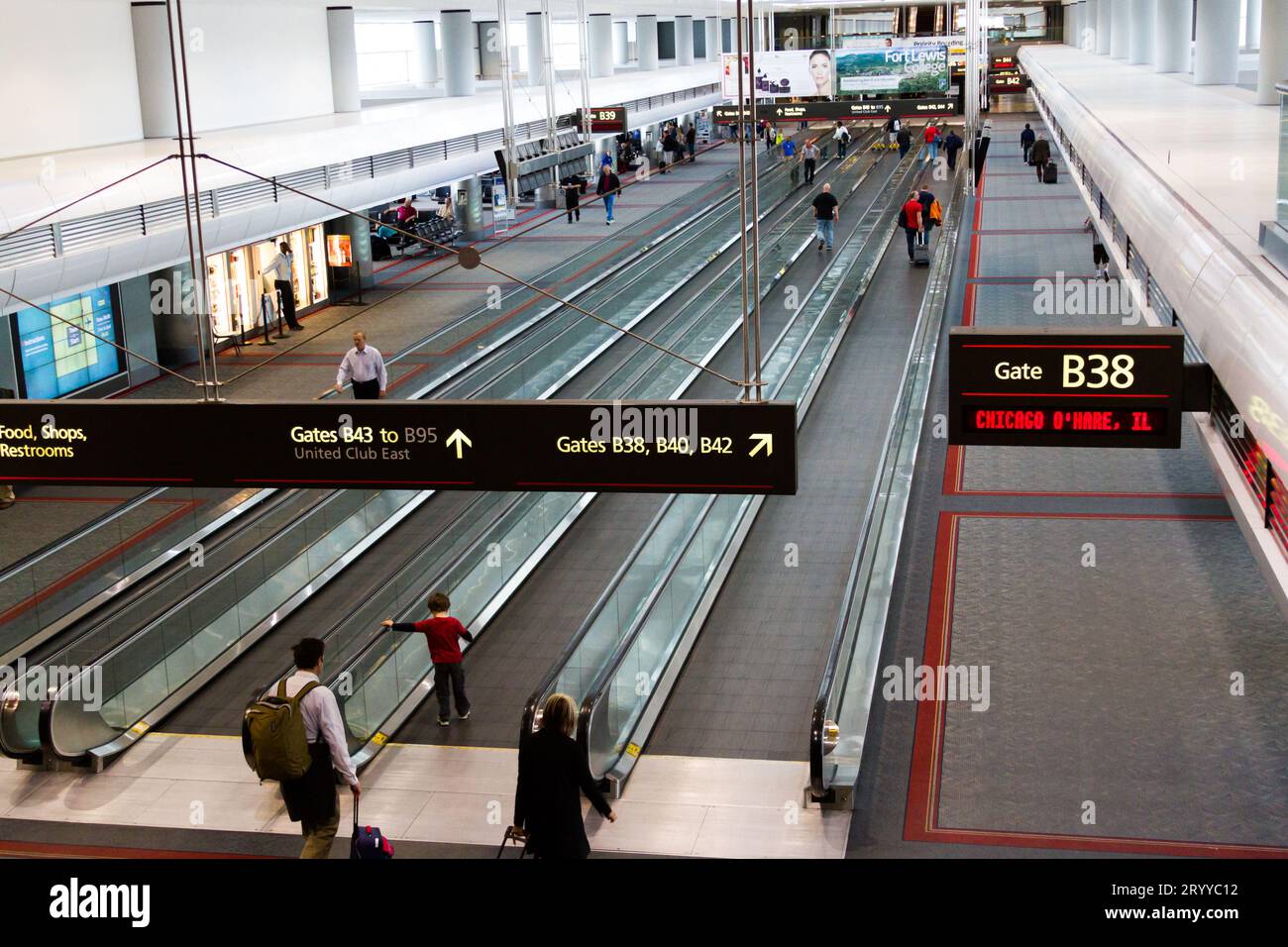 Moving hub hi-res stock photography and images - Alamy