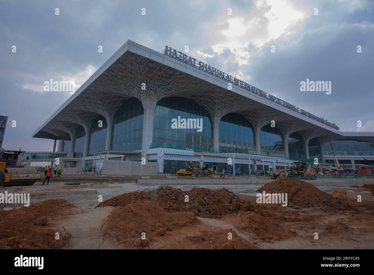 Dhaka, Bangladesh: 02, October, 2023: The newly built third terminal of ...