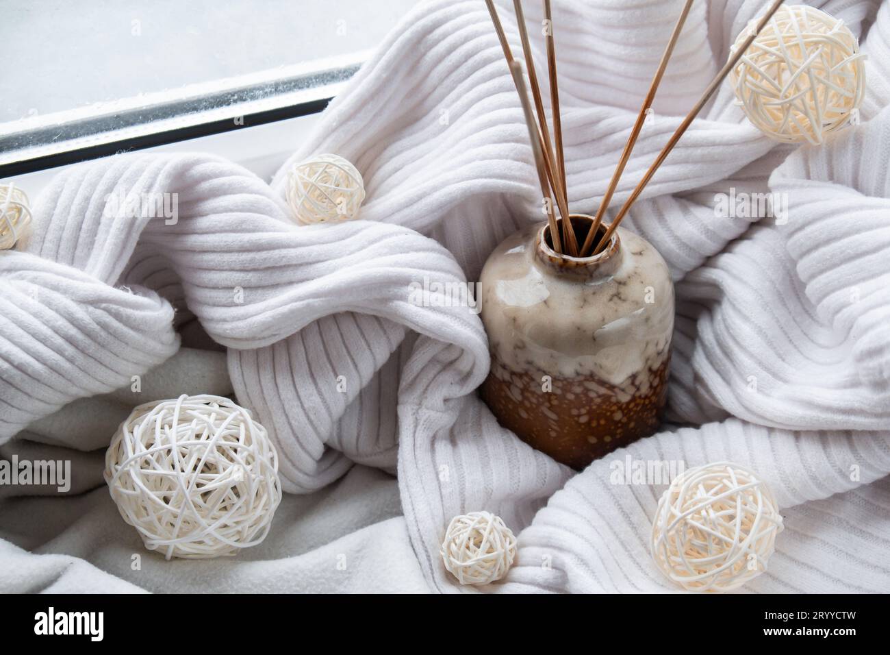 Aroma reed diffuser. Bottle container with wood stick diffusers ...