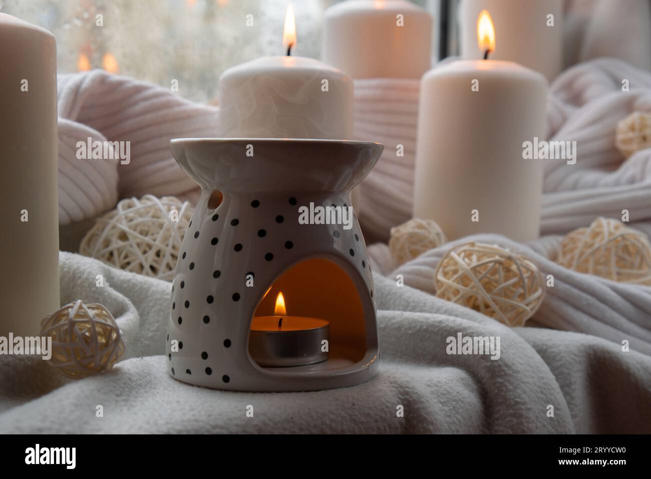 Still life of oil lamp hi-res stock photography and images - Alamy