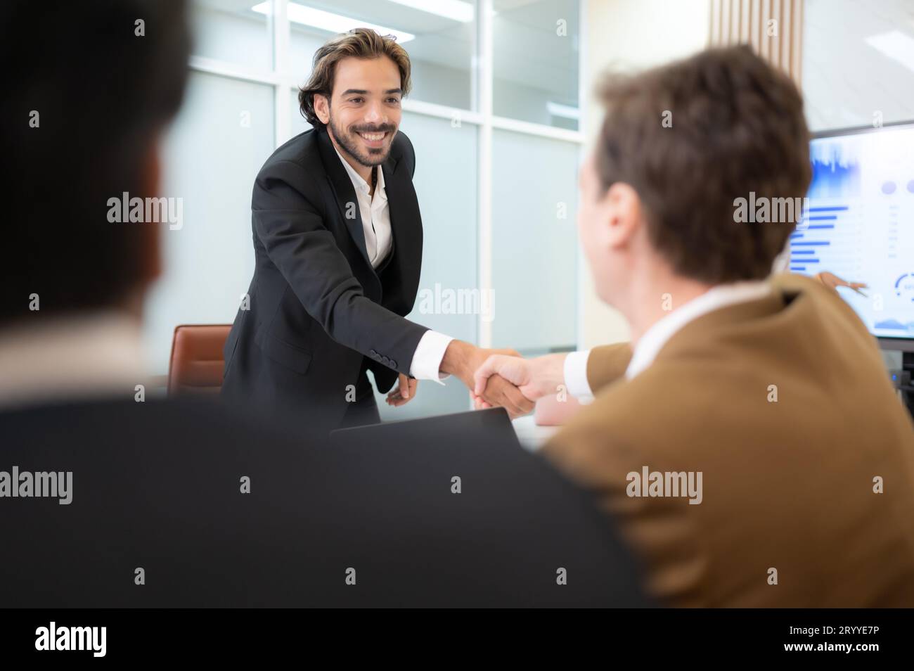 International interaction hi-res stock photography and images - Alamy