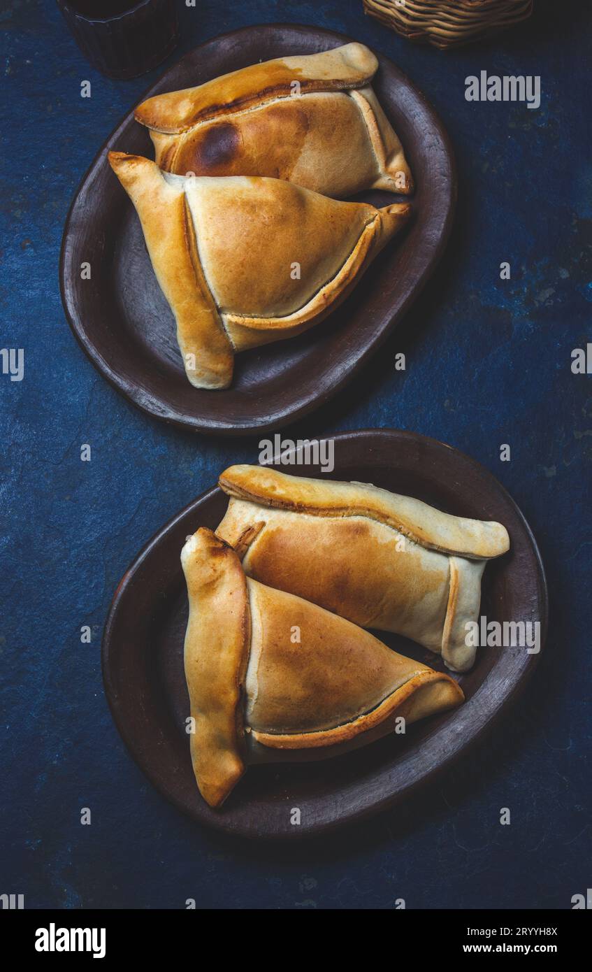 Plates baked empanadas meat hi-res stock photography and images - Alamy