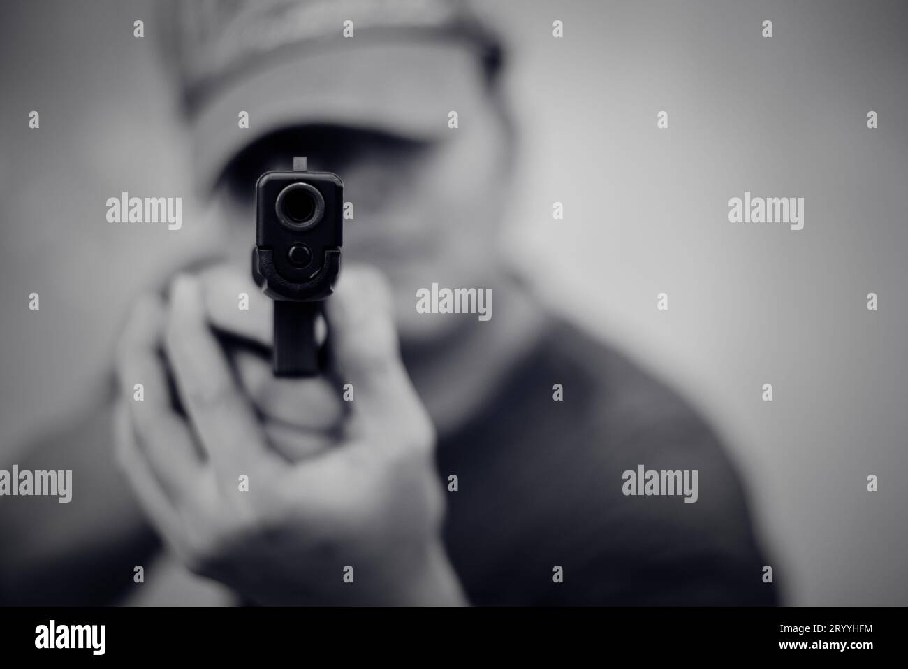 Man pointing gun hi-res stock photography and images - Alamy