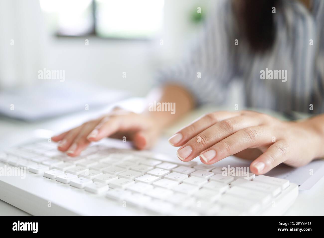 Keyboard writing hi-res stock photography and images - Alamy