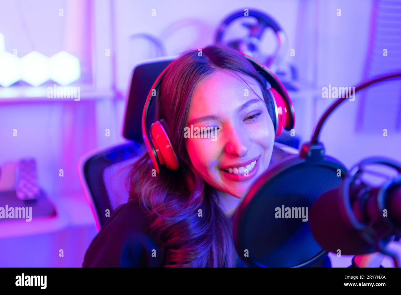 Digital skills young people hi-res stock photography and images - Alamy