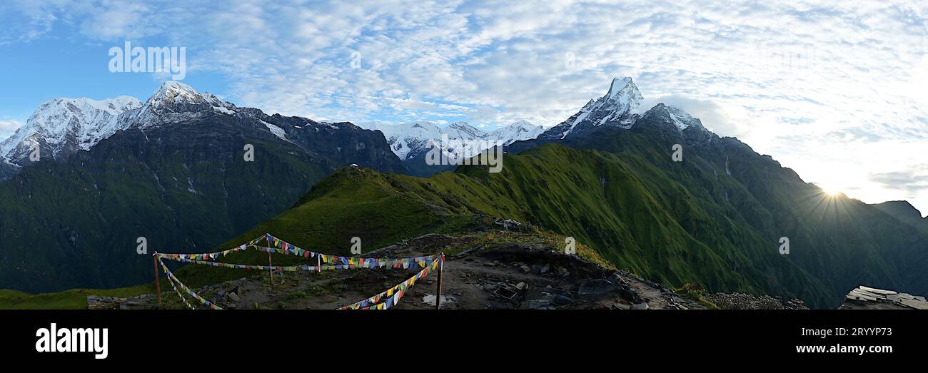 Machhapuchchhre hi-res stock photography and images - Alamy