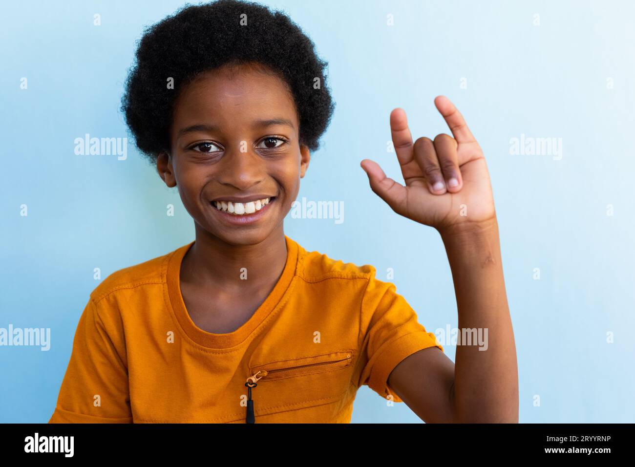 Hand gestures classroom hi-res stock photography and images - Alamy