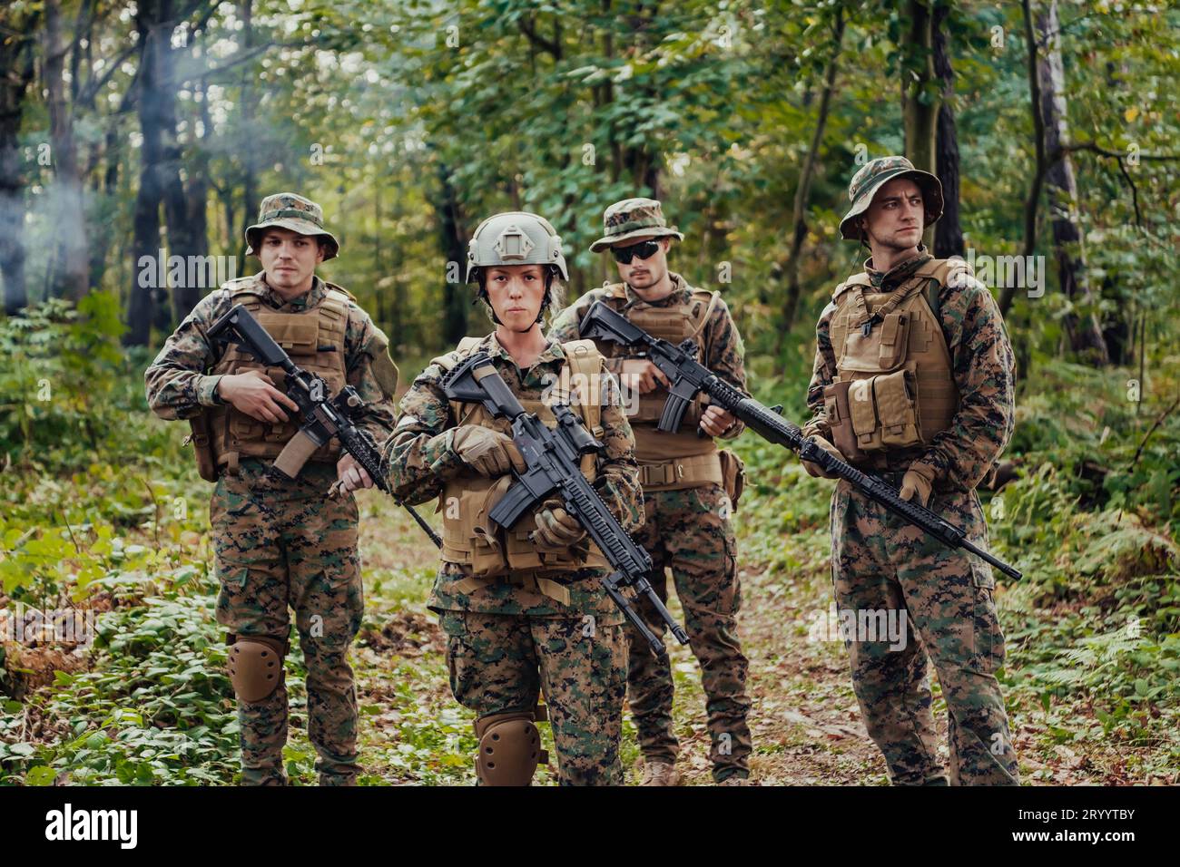 Modern Warfare Soldiers Squad Running in Tactical Battle Formation ...