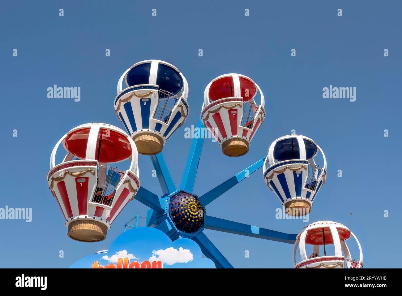 Balloons ferris wheel hi-res stock photography and images - Alamy