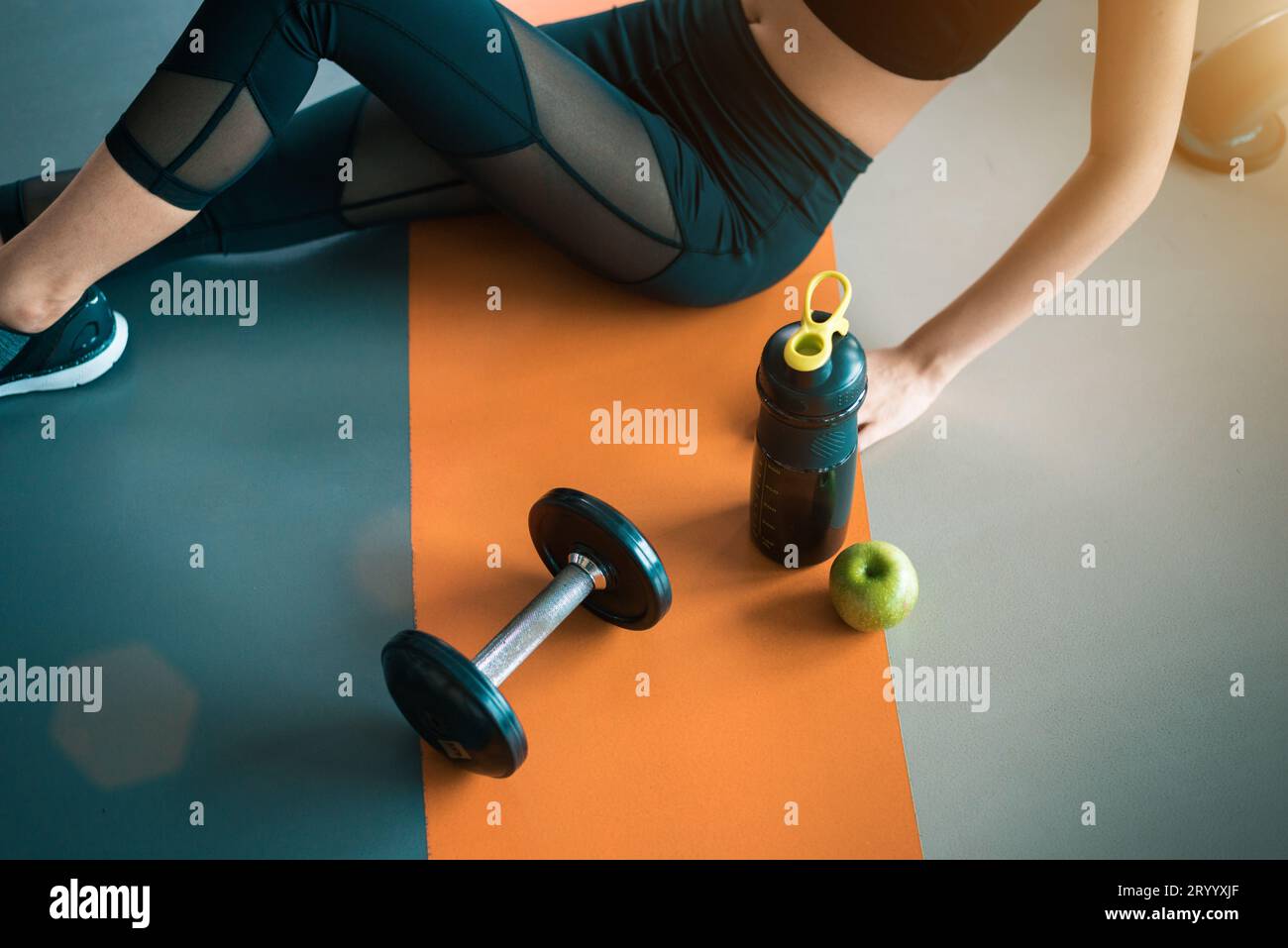 Gym body hi-res stock photography and images - Alamy
