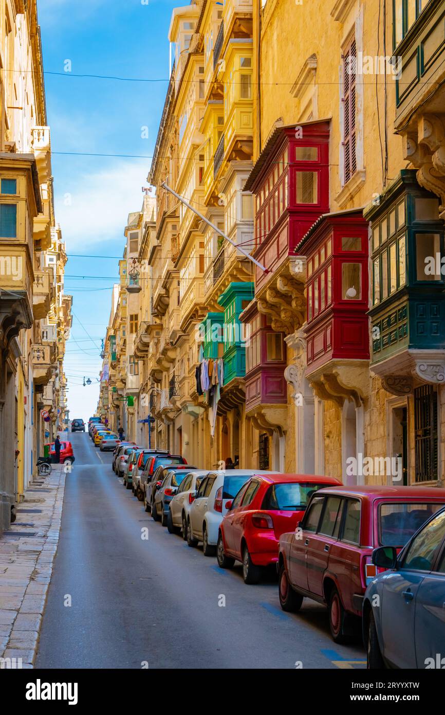 Capital streets hi-res stock photography and images - Alamy