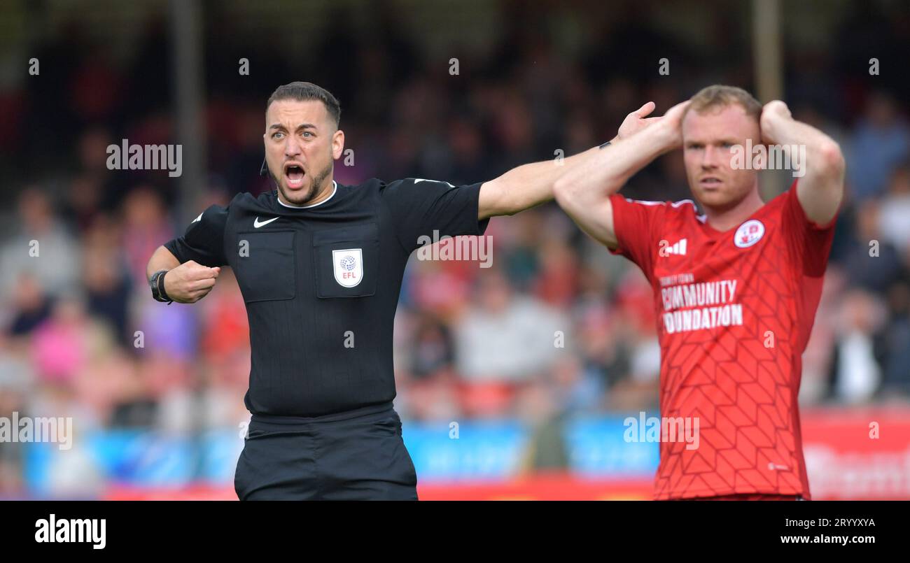Referee paul howard 2023 hi-res stock photography and images - Alamy