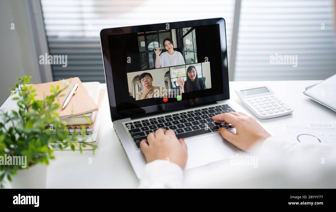 Zoom meeting screen people hi-res stock photography and images - Alamy