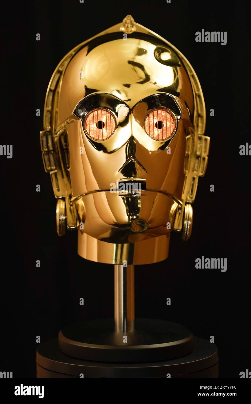 A screen matched light-up C-3PO head from the 1977 film 'Star Wars: A ...