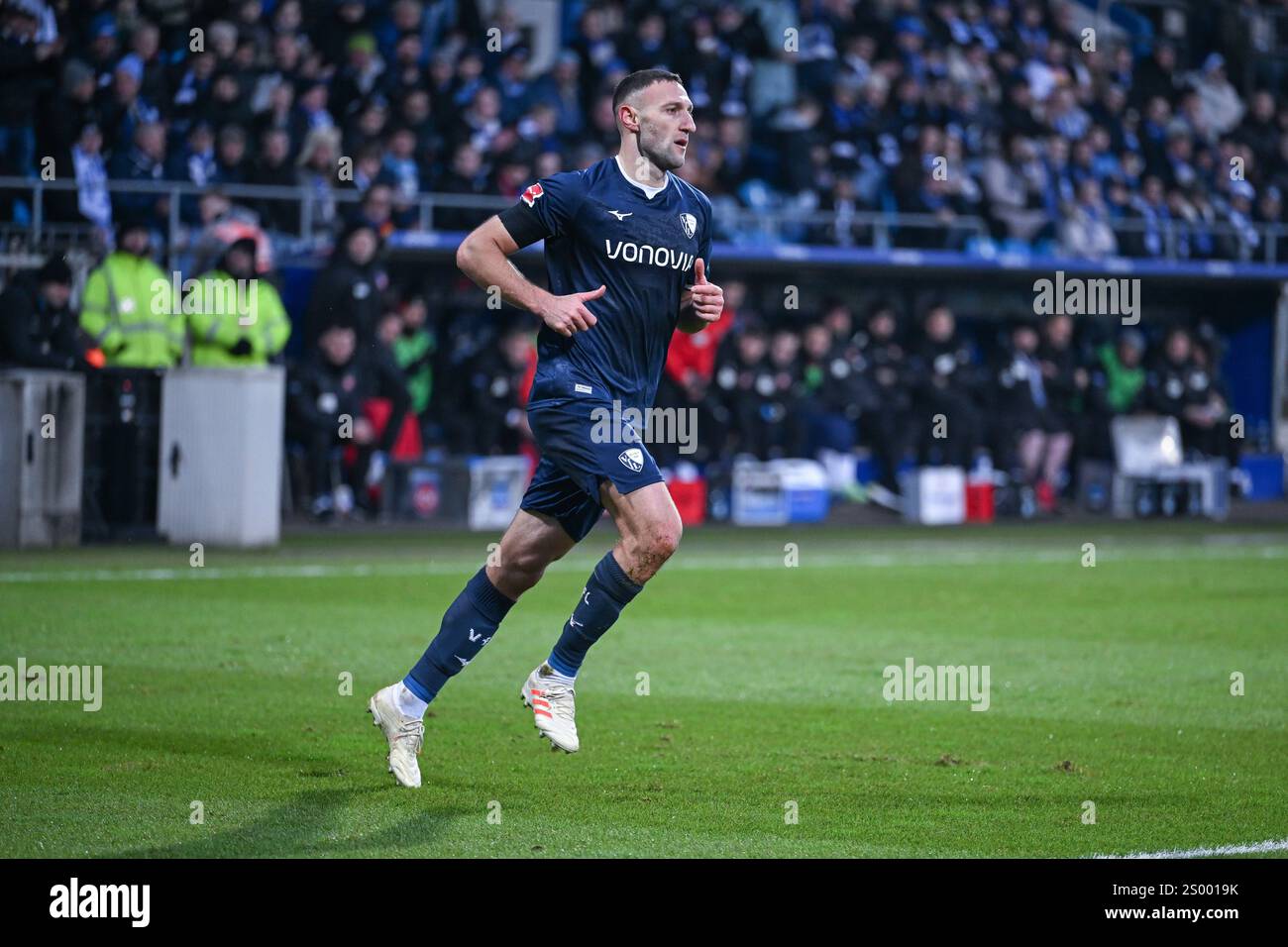 22.12.2024, Fussball, Bundesliga, 15.Spieltag Saison 2024/2025, VfL ...