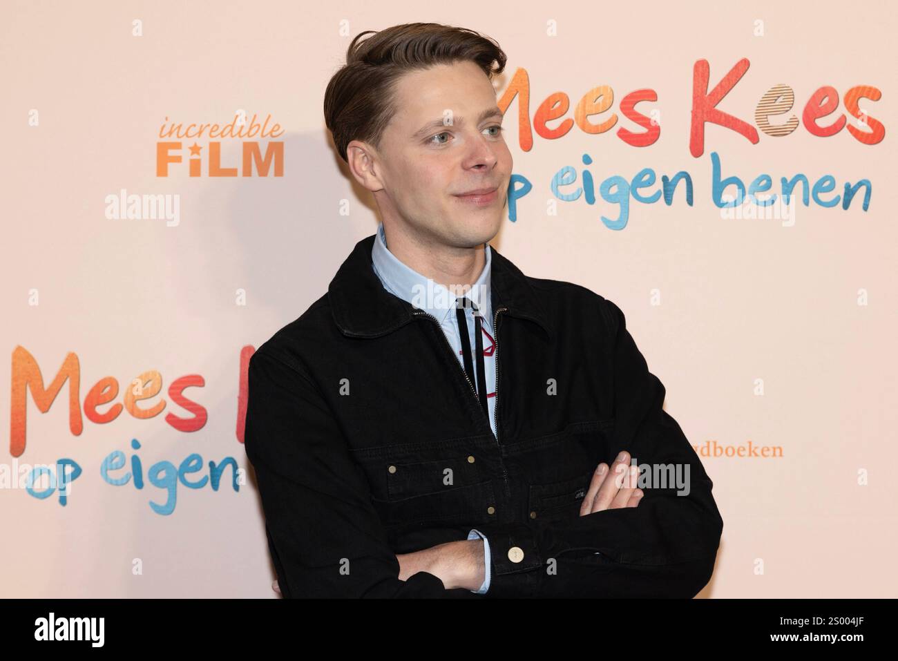 Mees Kees op eigen benen UTRECHT, NETHERLANDS - DECEMBER 22: Leendert ...