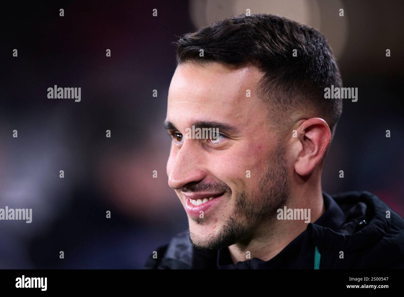 Alex Berenguer of Athletic Club looks on during the LaLiga EA Sports ...