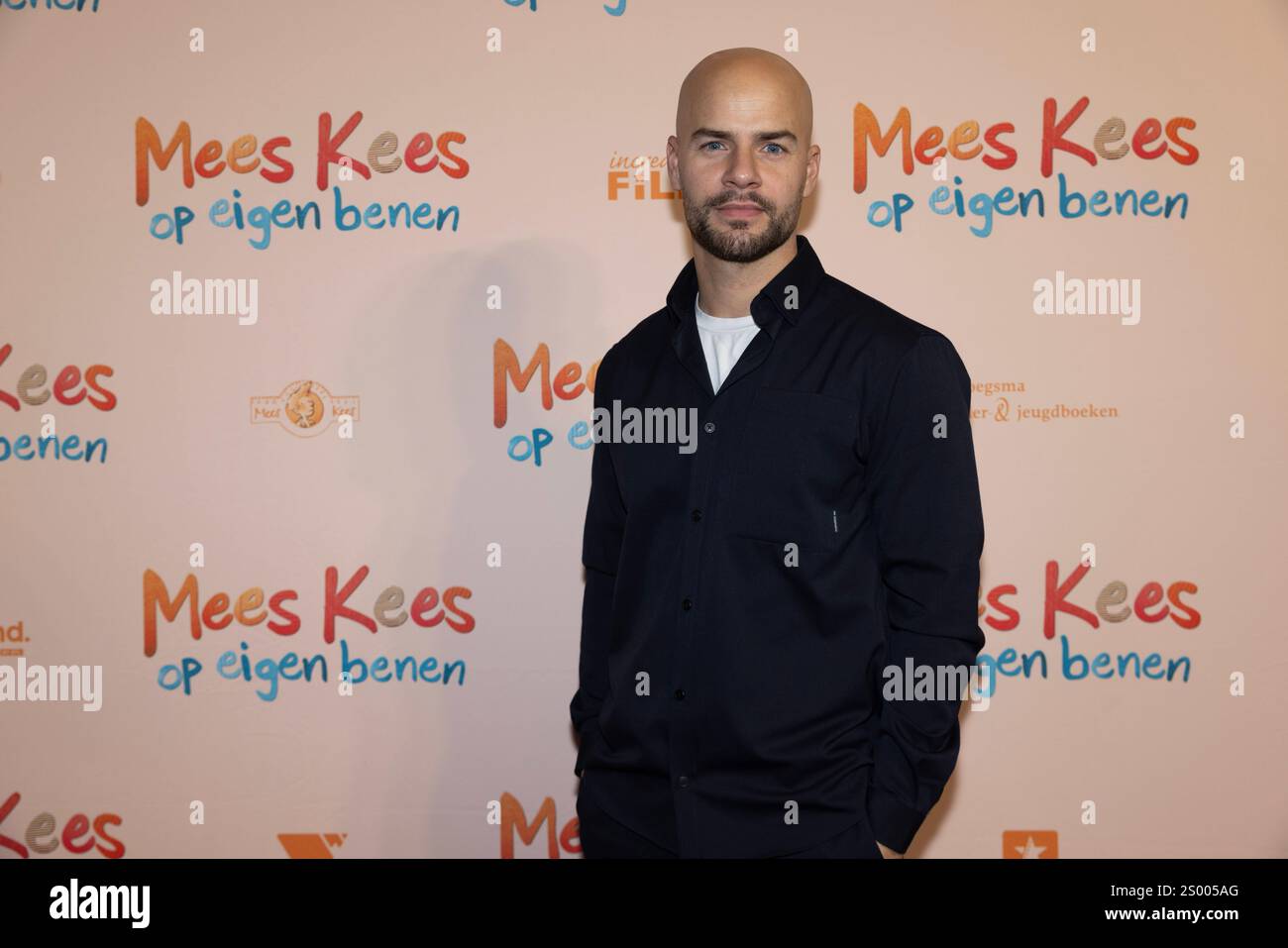 Mees Kees op eigen benen UTRECHT, NETHERLANDS - DECEMBER 22: Oscar ...