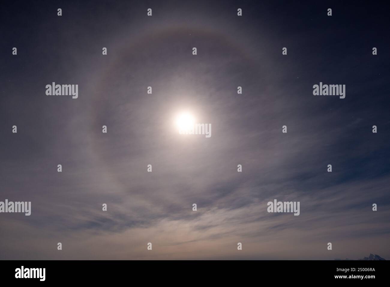 Weather phenomena sun circular hi-res stock photography and images - Alamy