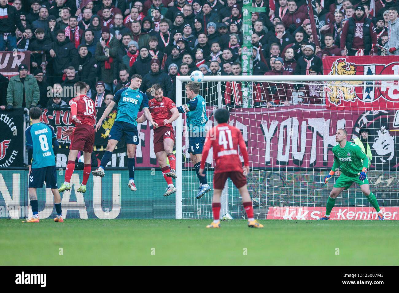 Eric Martel (1. FC K?ln, 6), Jannis Heuer (1.FC Kaiserslautern, 24), Timo H?bers (1. FC K?ln, 4 ...