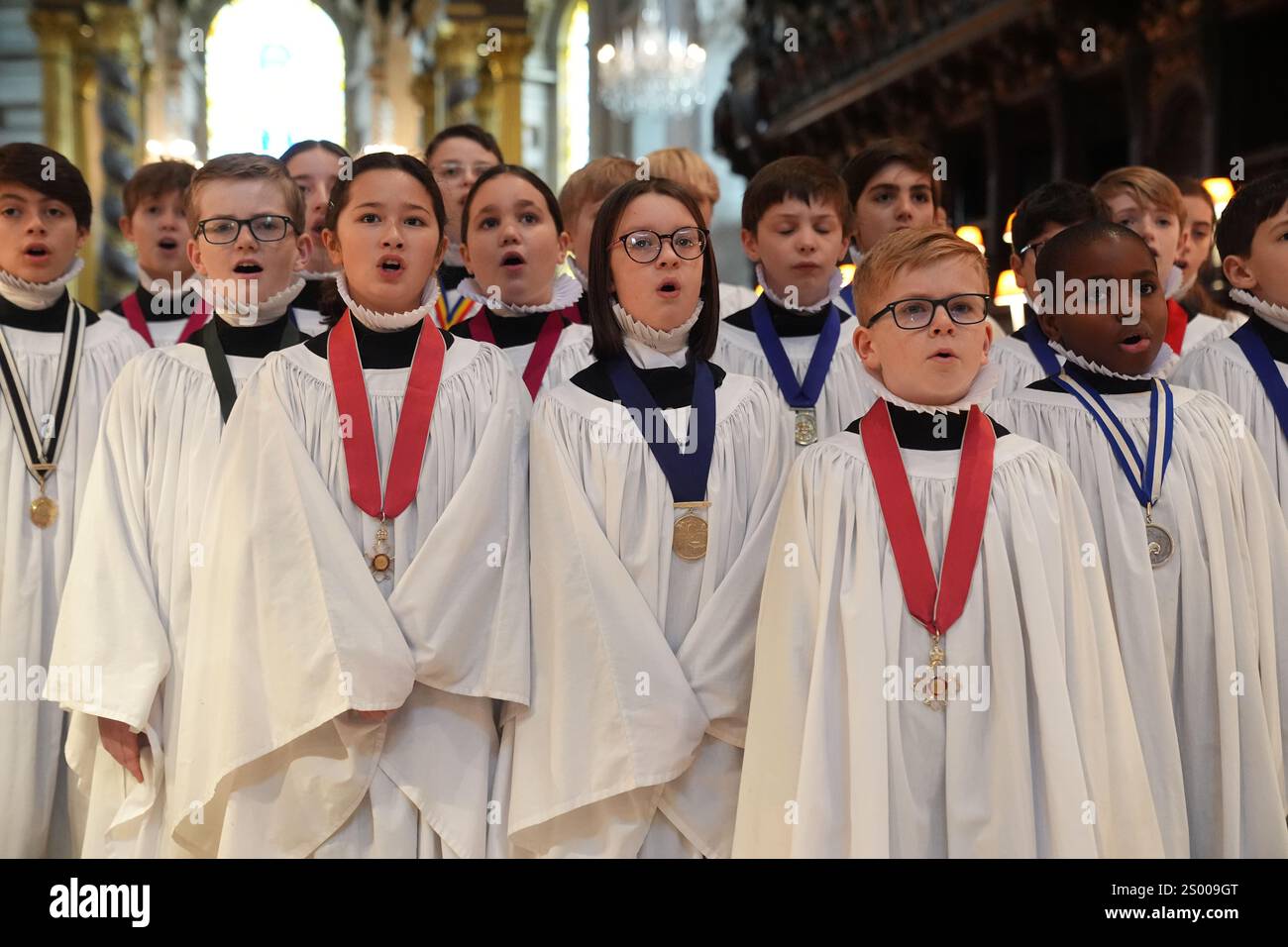 Choristers of St Paul's Cathedral choir in London during their ...