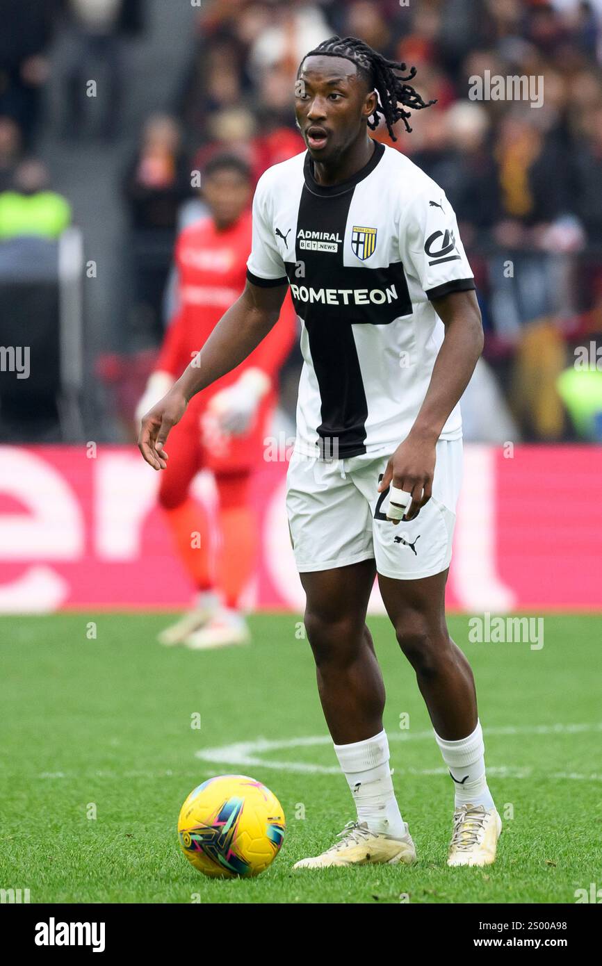 Woyo Coulibaly of Parma Calcio in action during the Serie A football ...