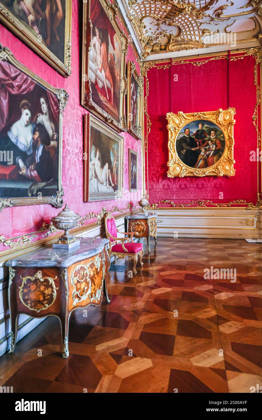 Red damask chamber, historic interior room, New Palace, Sanssouci Park ...