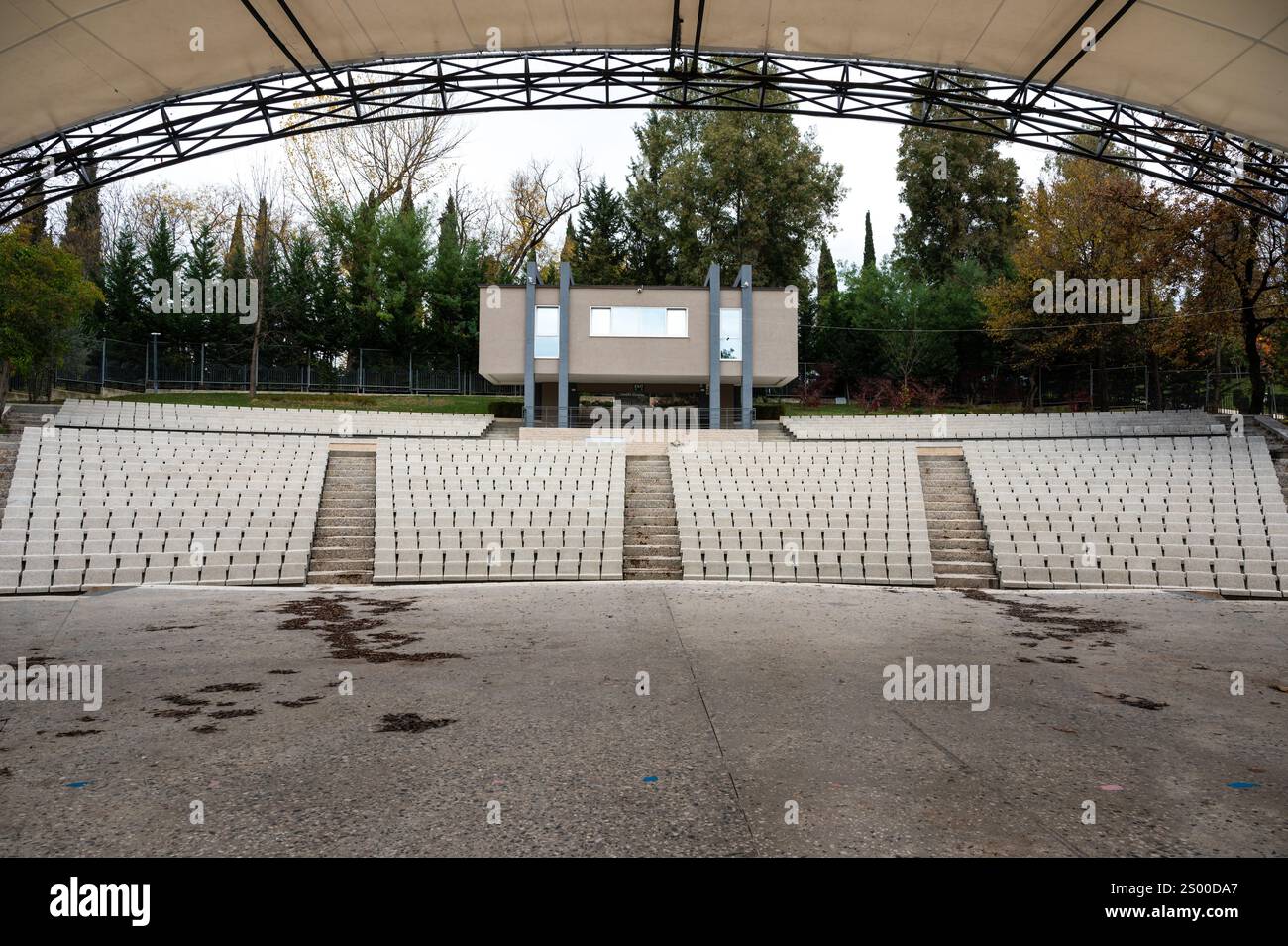 Open air theater hi-res stock photography and images - Alamy