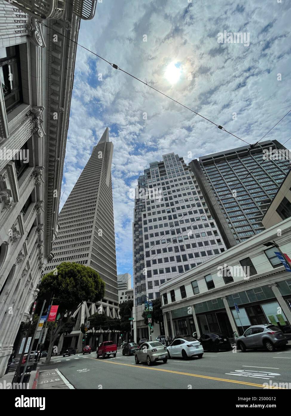 Transamerica Pyramid in San Francisco, California Stock Photo - Alamy