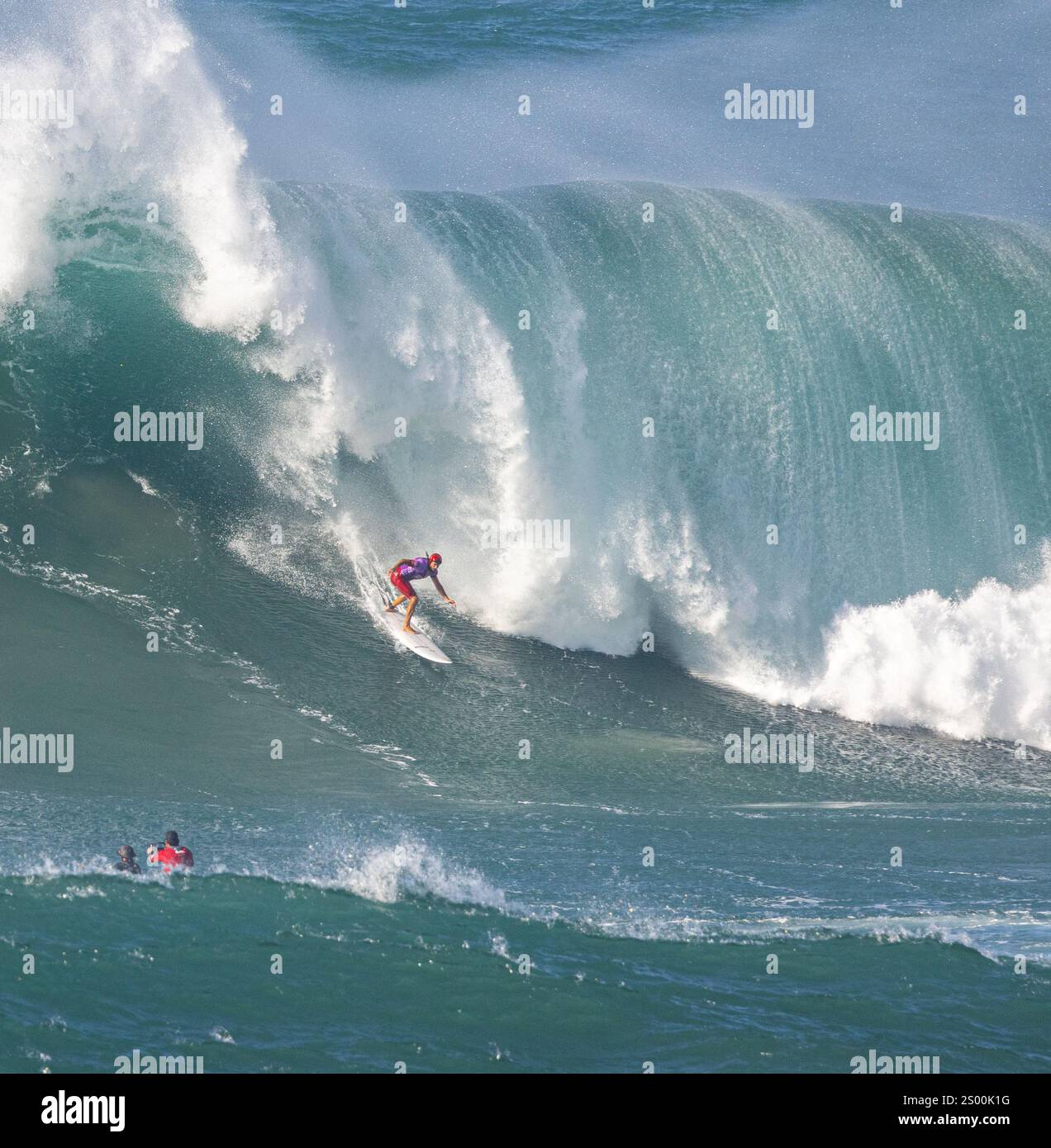 Haleiwa, HI, USA. 22nd Dec, 2024. Eddie Champion 1st place winner ...